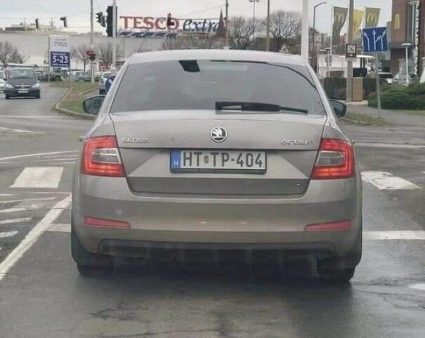 20 Memes And Jokes Specially Coded For Programmers | DeMilked