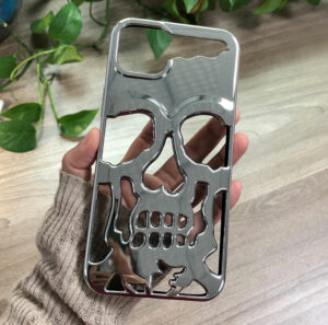 20 Cool And Crazy Phone Cases That Are Anything But Ordinary | DeMilked