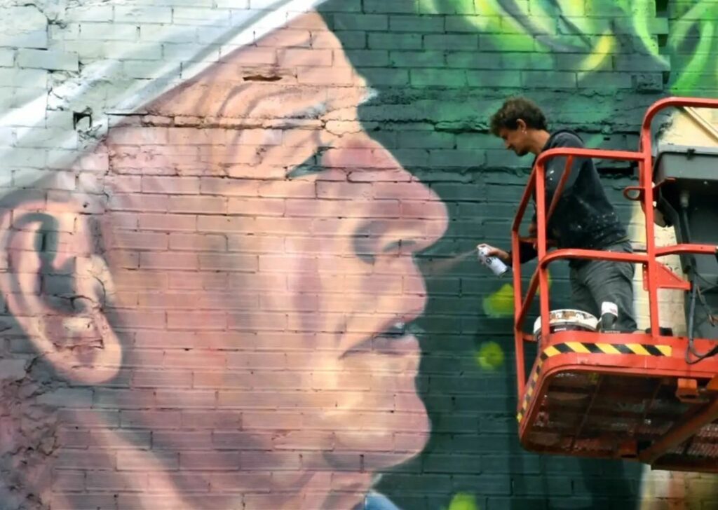 15 Creative And Unique Wall Murals Created By Oriol Arumí | DeMilked