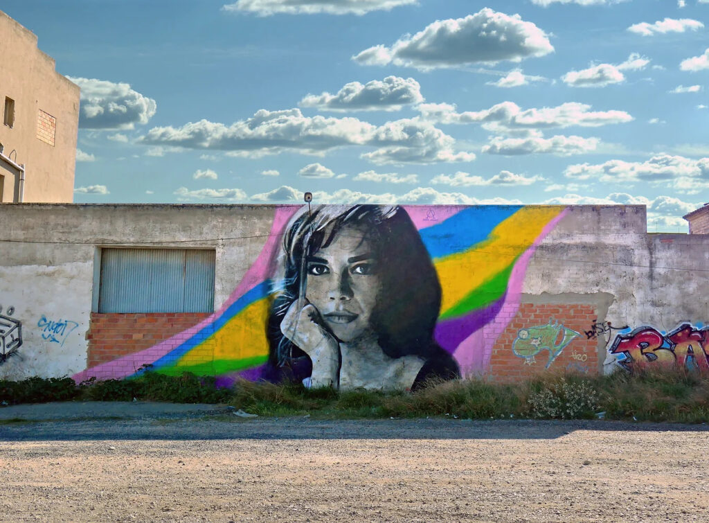 15 Creative And Unique Wall Murals Created By Oriol Arumí | DeMilked