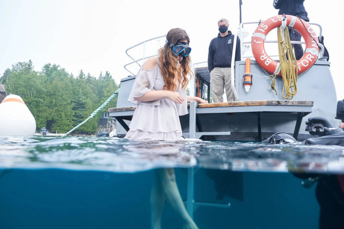 Photographer Dives Deep To Show The Beauty Of Underwater Photography ...