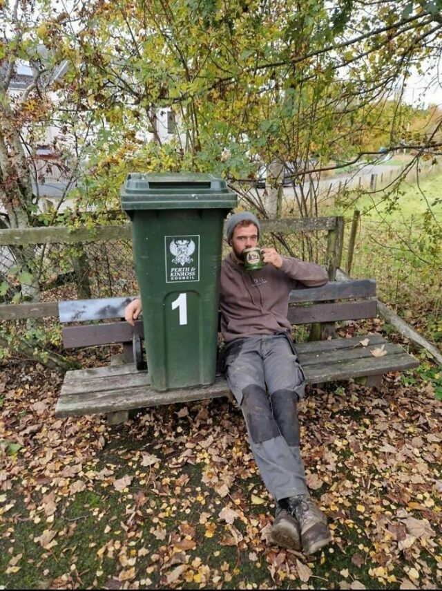 30 Funny Examples Of UK Sharing Its Sense Of Humor | DeMilked