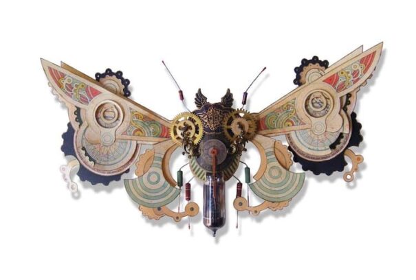 20 Stunning 'Litter Bug' Sculptures Made From Discarded Materials ...