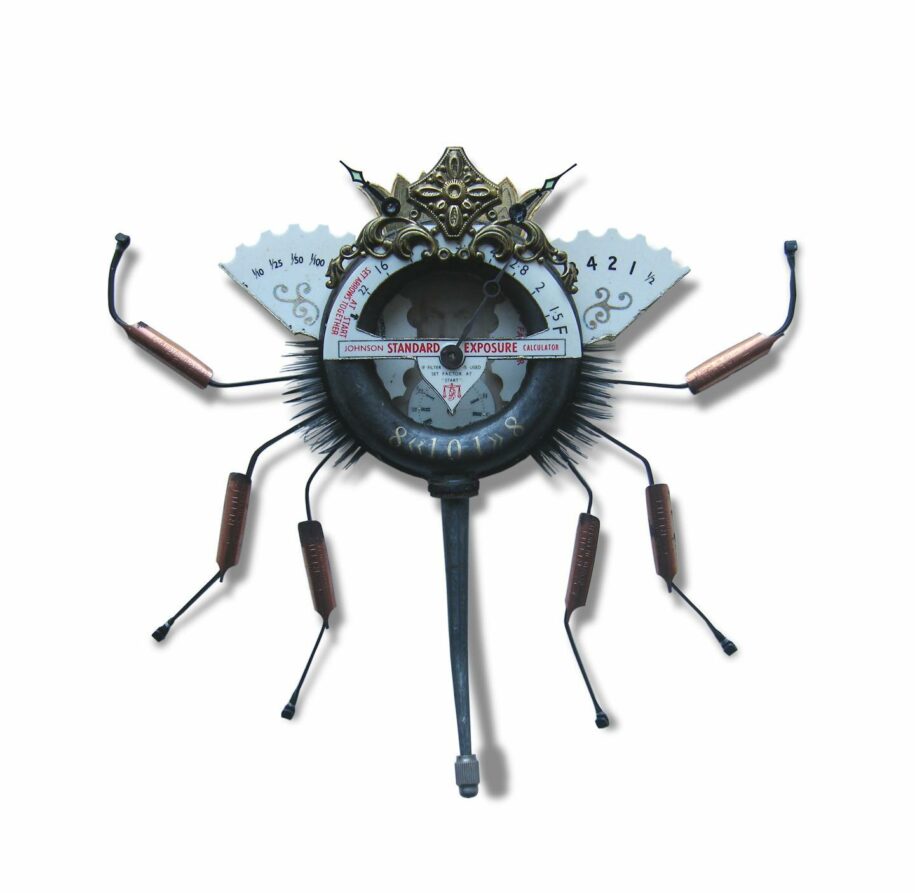 20 Stunning 'Litter Bug' Sculptures Made From Discarded Materials ...