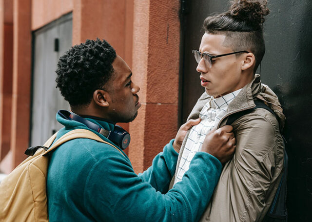 Men Are Exposing 20 Social Behaviours That Annoy Them About Other Men ...