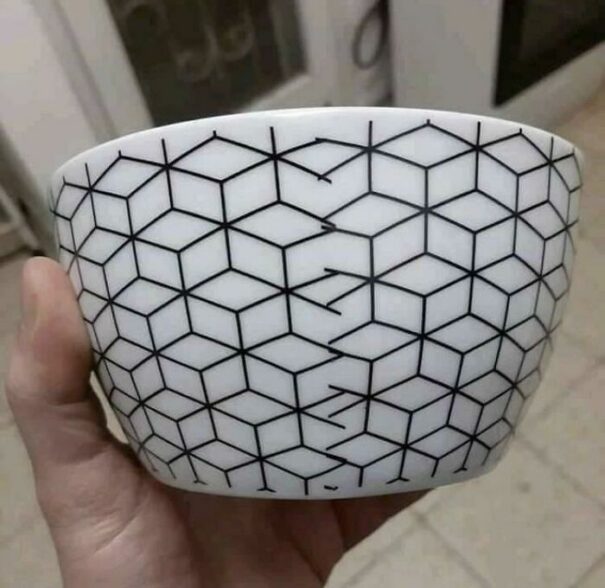 20 Oddly Unsatisfying Pics That Are Difficult To Digest | DeMilked