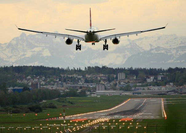 20 Of The Silliest, Weirdest, Rudest And Strangest Convos Overheard On ...