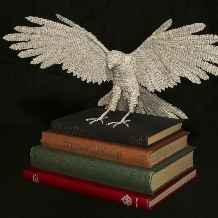 Artist Transforms Books Into Beautiful Sculptures (20 Pics) | DeMilked