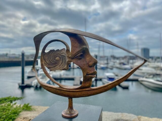 Artist Creates Captivating Sculptures At Boston Harborwalk That ...