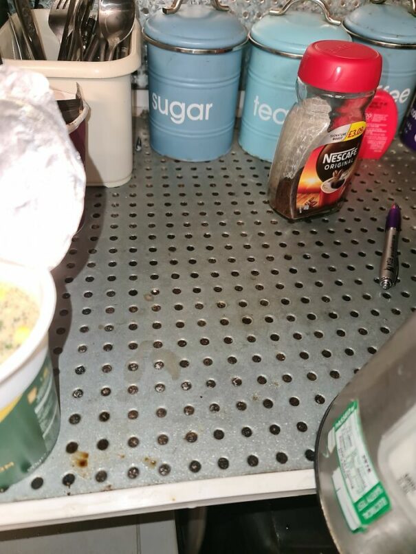 20 Times Facebook Page Shared Pics Of Impractically Designed Things ...