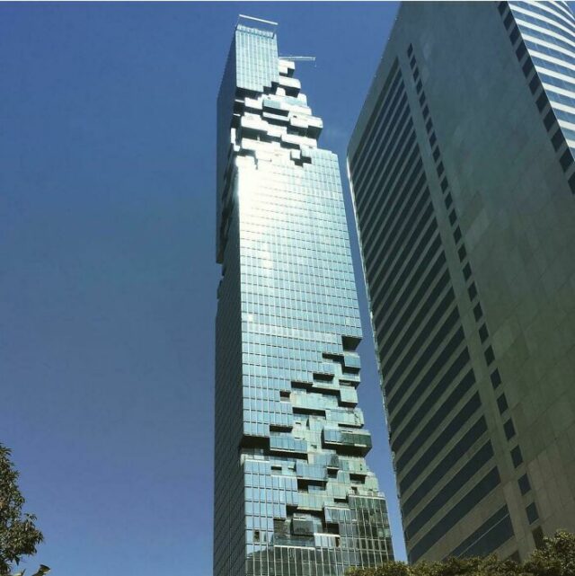 20 Bizarre Building Designs That Look Incredibly Cool Yet Uncomfortable ...