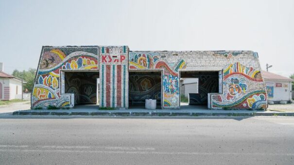 20 Fascinating Bus Stop Designs Spotted In The Soviet By A Canadian ...