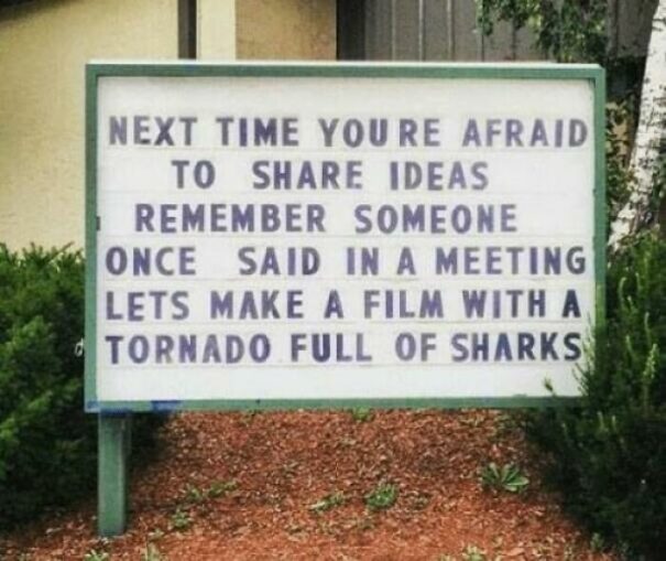30 “Funny Signs” That May Leave You In Stitches From Side-Splitting ...