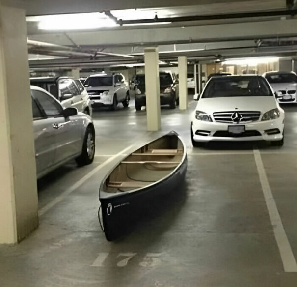 20 Bizarre Photos Shared On The “Images That Need More Context ...