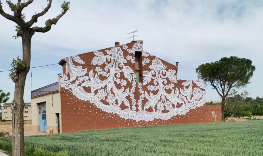 10 Stunning Lace Murals On Urban Canvas, Created By NeSpoon | DeMilked