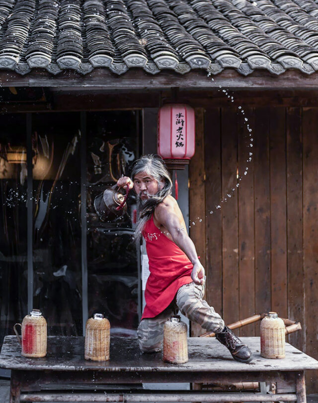 30 Unique Photos That Make You Think “Only In China” | DeMilked