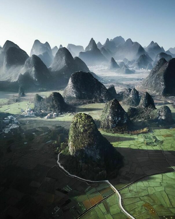 30 Unique Photos That Make You Think “Only In China” | DeMilked