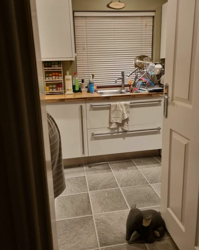 40 Funny Pics Of The Realities Of Dealing With Pregnancy | DeMilked