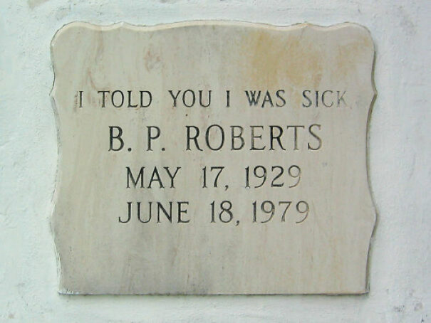 25 Witty Tombstones That Are Laughing In The Face Of Death | DeMilked