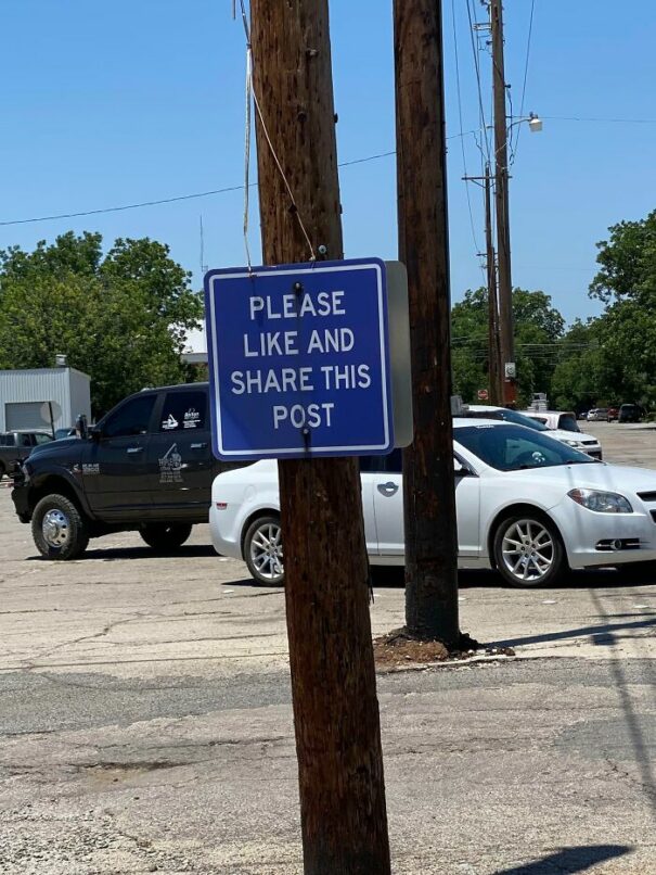 35 Of The Weirdest Signs Around The World, As Shared In This Online ...