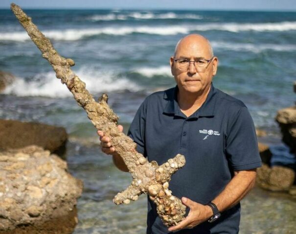 35 Random Historical Photos Shared On 'History Everyday' Instagram ...