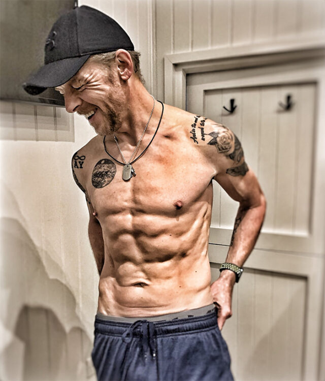 20 Famous People With Surprisingly Fit Bodies | DeMilked