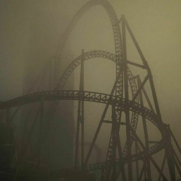 20 Unsettling Photos of Places That Feel Like They're in a Different ...