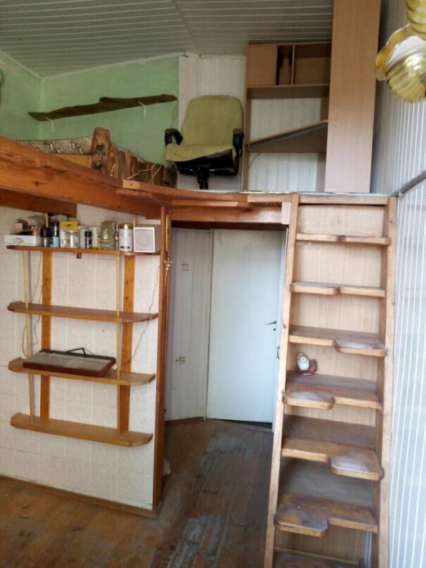 20 Weird And Quirky Real Estate Pics That Raise A Lot Of Questions ...
