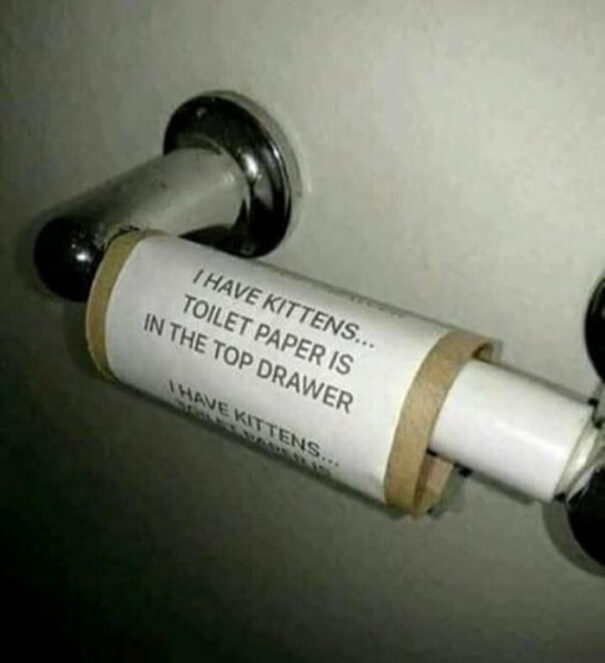 40 Of The Funniest Signs That People Randomly Came Across | DeMilked