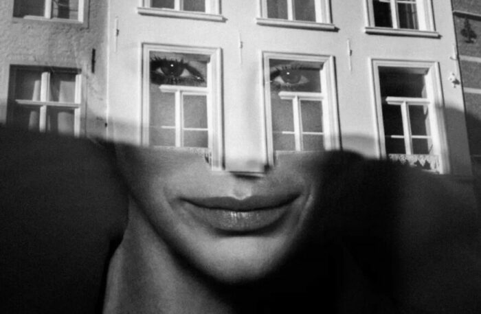 “The Absurd Human Condition”: 25 Shots By Photographer Jeffrey De ...