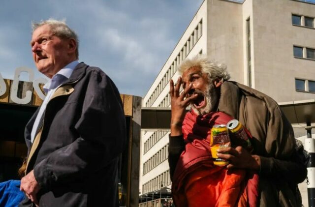 “The Absurd Human Condition”: 25 Shots By Photographer Jeffrey De ...
