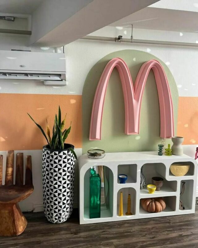 35 Funny, Bizarre, And Ridiculous Things People Found In Thrift Stores ...