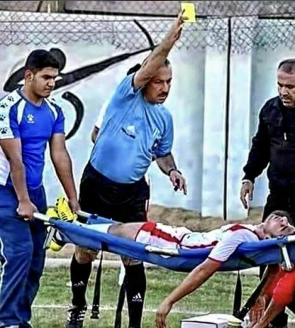 35 Funny And Weird Photos From The "Out Of Context 2.0" Facebook Page ...