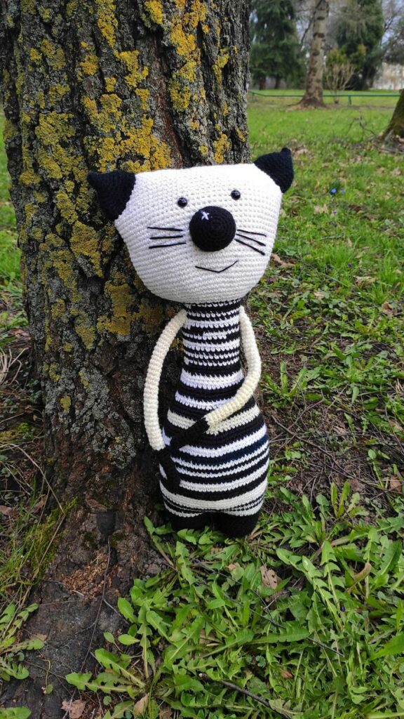 20 Times This Artist Turned Scrap Yarn Into Beautiful Toys | DeMilked