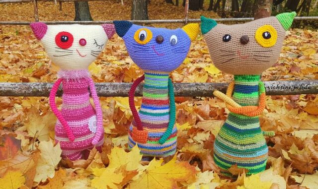 20 Times This Artist Turned Scrap Yarn Into Beautiful Toys | DeMilked