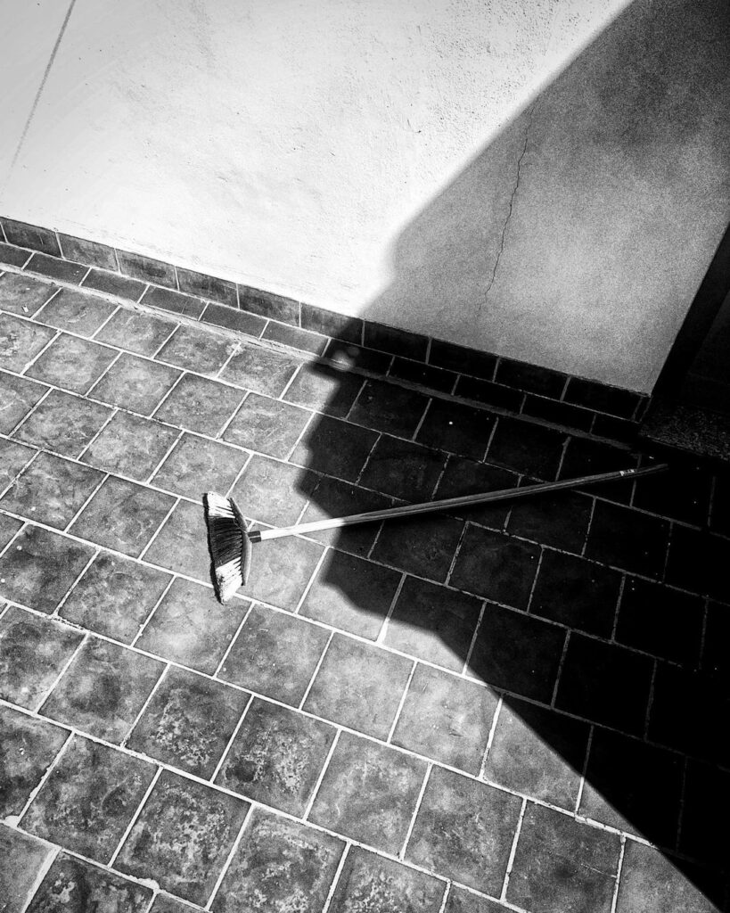 Photographer Shows His Artistic Vision Through Shadow Photography (10 ...