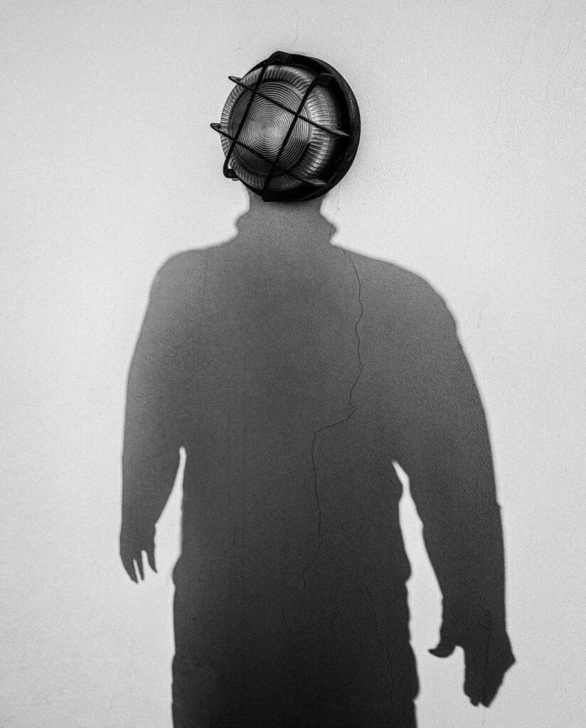 Photographer Shows His Artistic Vision Through Shadow Photography (10 ...