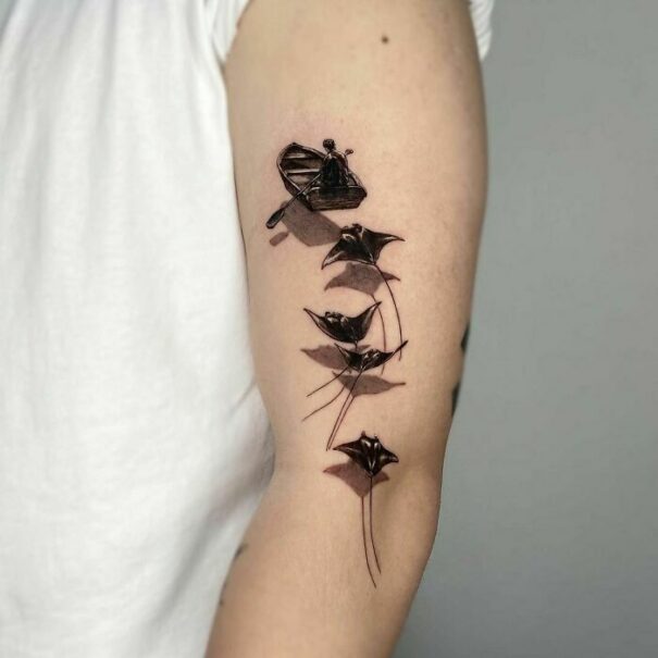 35 Astonishing 3d Tattoos That Come To Life On The Skin | DeMilked