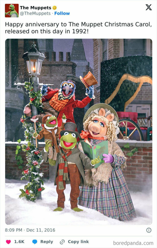 40 Nostalgic Pictures To Take You Back To Christmas In The ‘90s | DeMilked