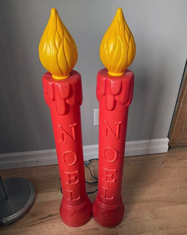 40 Nostalgic Pictures To Take You Back To Christmas In The ‘90s | DeMilked