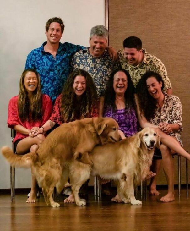 40 Awkward Family Pics That Are Too Hilarious | DeMilked