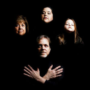 40 Awkward Family Pics That Are Too Hilarious | DeMilked