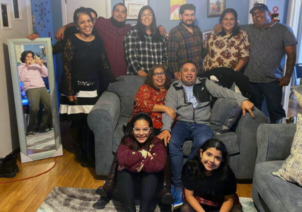 40 Awkward Family Pics That Are Too Hilarious | DeMilked