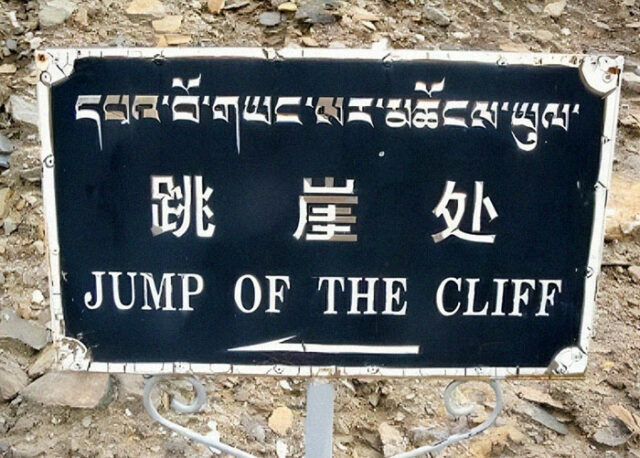 30 Times People Wanted To Say Something Else But Failed Due To Language ...