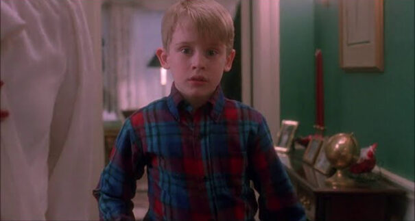 20 Funny “Home Alone” Scenes That Never Disappoint | DeMilked