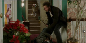 20 Funny “Home Alone” Scenes That Never Disappoint | DeMilked