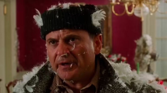 20 Funny “Home Alone” Scenes That Never Disappoint | DeMilked