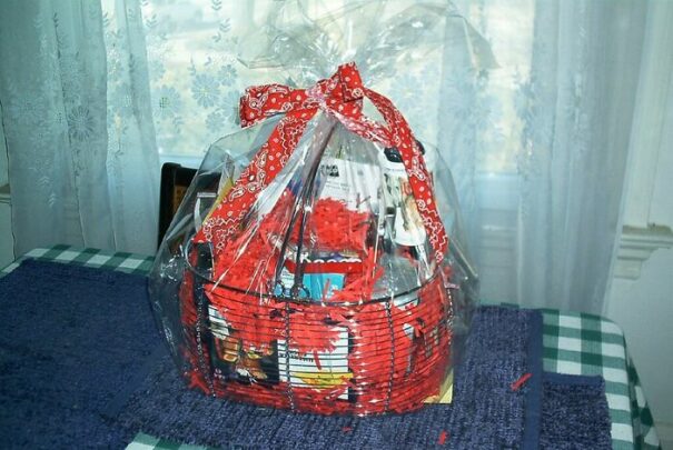 30 Times People Were Not Happy With Their Christmas Gifts | DeMilked