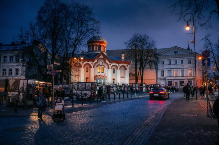 20 Mesmerizing Photos Of Vilnius Decorated For Its 700th Birthday ...