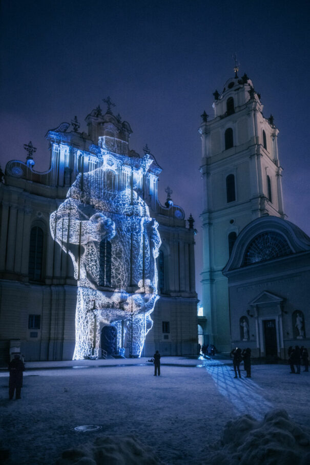 20 Mesmerizing Photos Of Vilnius Decorated For Its 700th Birthday ...